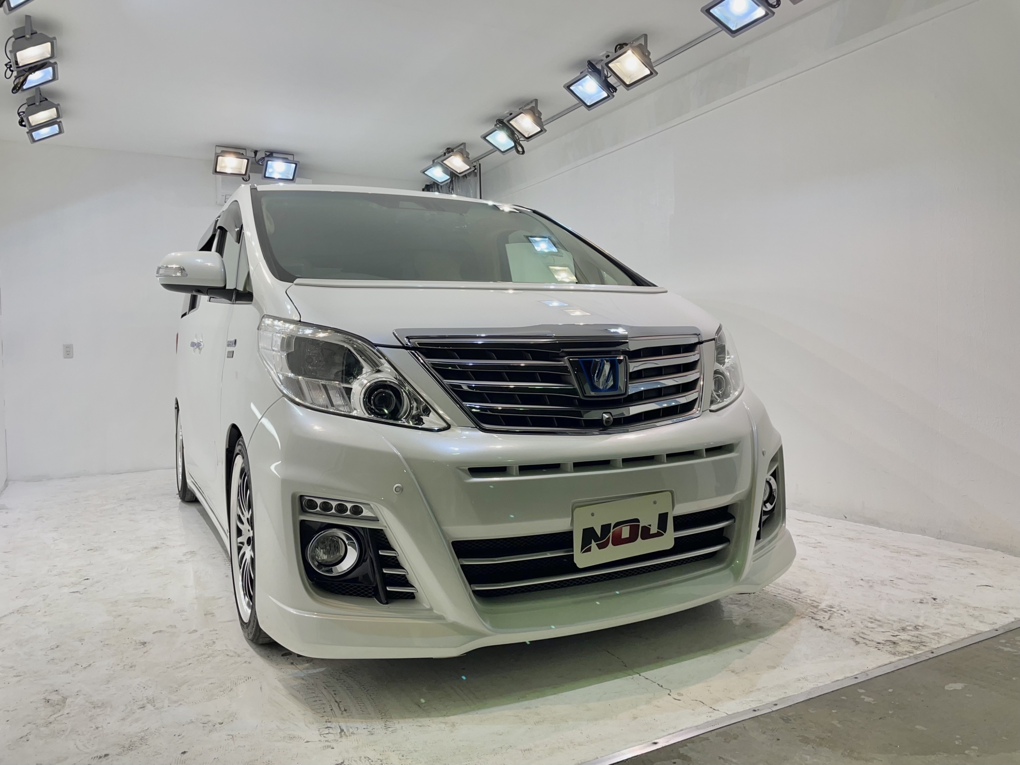 TOYOTA ALPHARD NOJ ROYAL Coarting施工させていただきました！ – ガラスコーティング専門店NOJ東淀川店のブログ